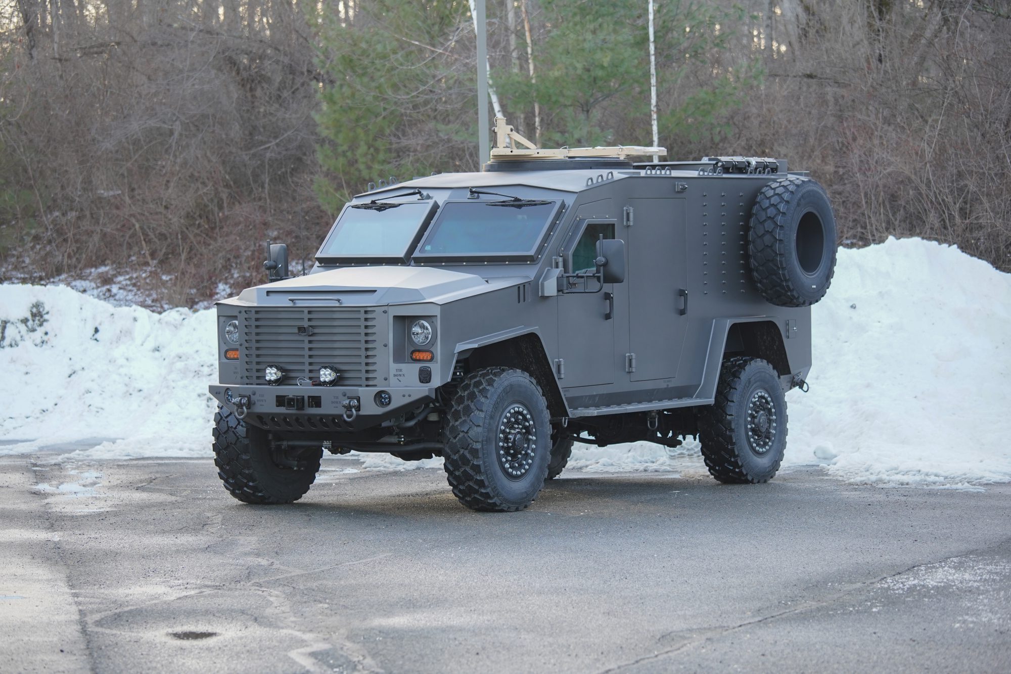 BearCat G4 | Tactical Armored Vehicle SWAT Truck | Lenco