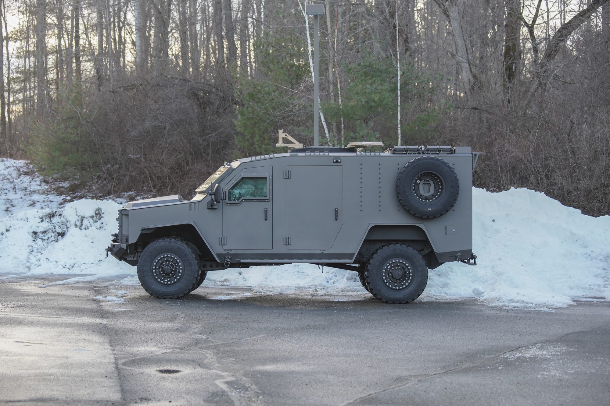 BearCat G4 | Tactical Armored Vehicle SWAT Truck | Lenco