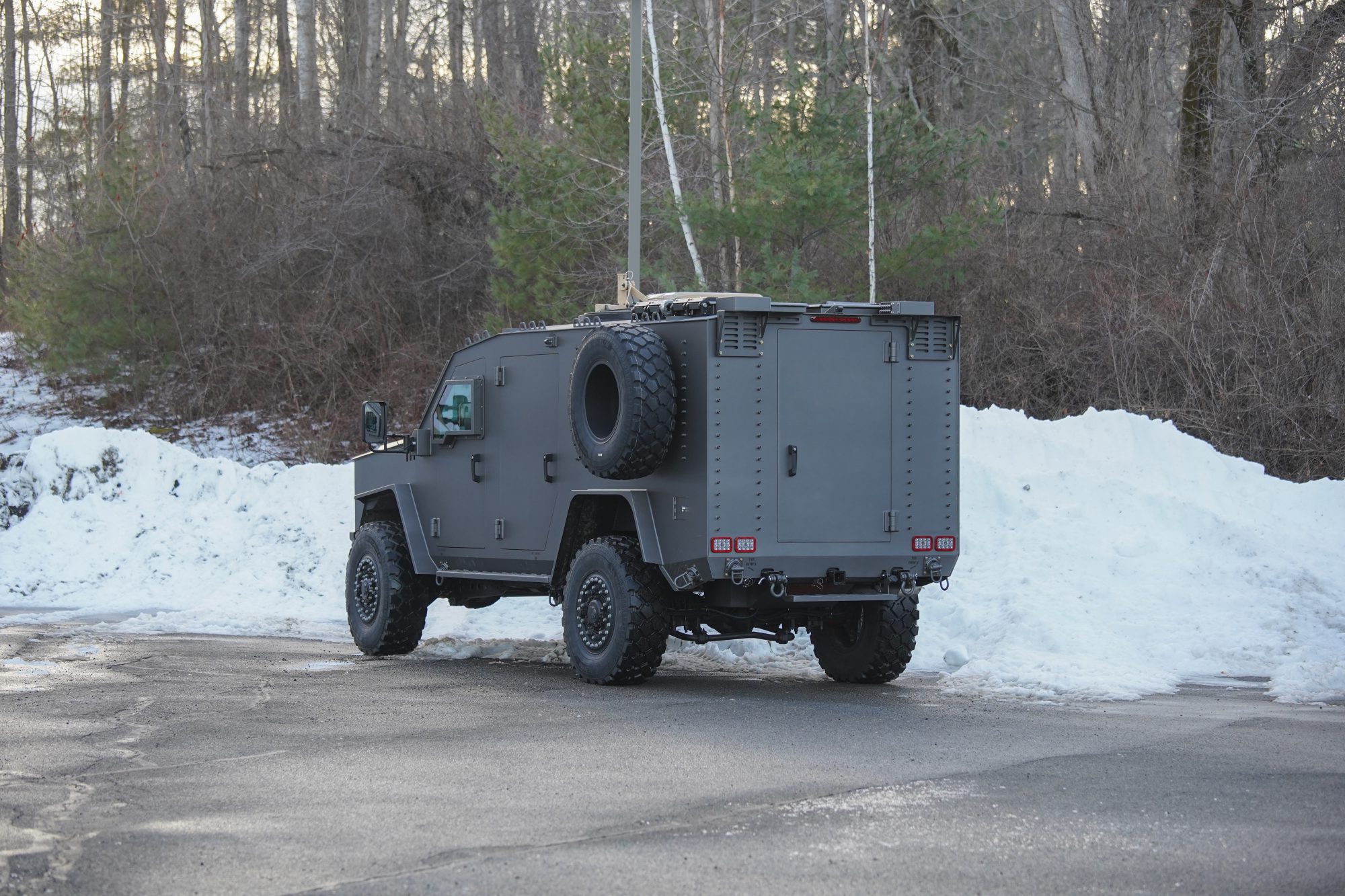 BearCat G4 | Tactical Armored Vehicle SWAT Truck | Lenco