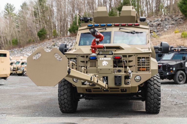 Hydraulic Ram Breaching System on Lenco BearCat: The Standard SWAT Tool ...